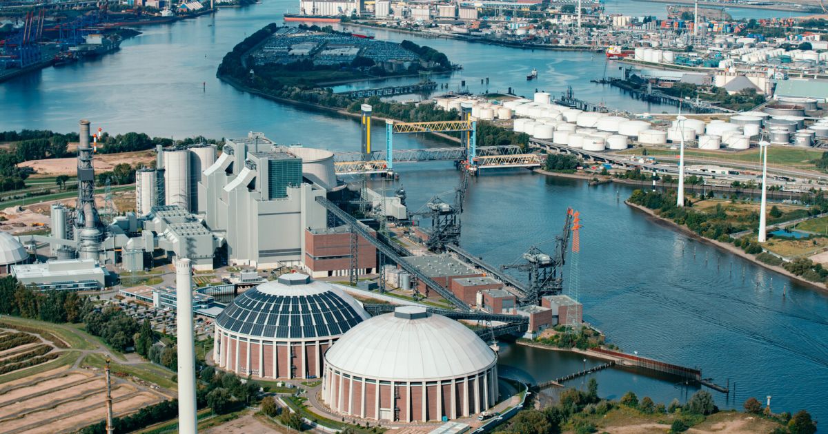 BMWK übergibt Förderbescheide: Hamburger Wasserstoff-Industrie-Netz und ...